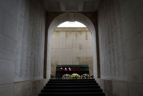 Menin Gate Memorial Fallen Ww1 Editorial Stock Photo - Stock Image ...