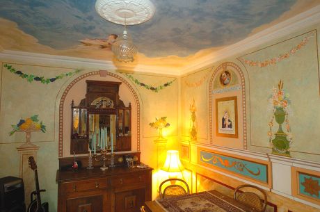 Robbie Burns His Brighton Home Surrounded Editorial Stock Photo - Stock ...