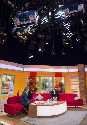 'Daybreak' TV Programme, London, Britain - 27 Nov 2013 Stock Pictures ...
