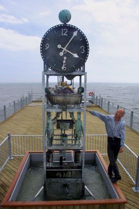 48 Hunkin Stock Pictures, Editorial Images and Stock Photos | Shutterstock