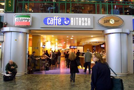 Caffe Ritazza Euston Station Where Elizabeth Editorial Stock Photo ...