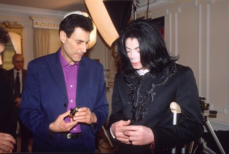 __COUNT__ URI GELLER'S WEDDING - JUL 2001 Stock Pictures, Editorial ...