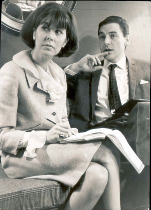 3,000 Bob monkhouse Stock Pictures, Editorial Images and Stock Photos ...