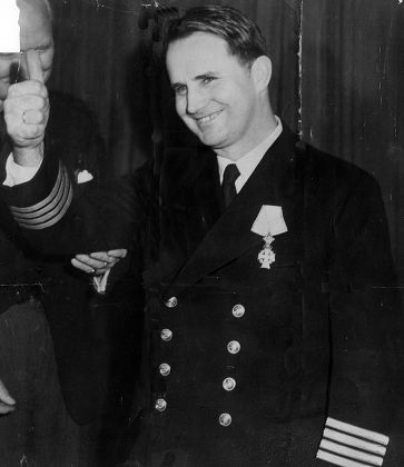 Captain Kurt Carlsen Ss Flying Enterprise Editorial Stock Photo - Stock ...