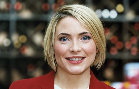250 Lisa rogers Stock Pictures, Editorial Images and Stock Photos ...