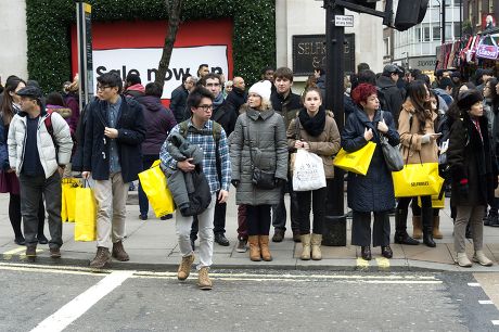 Customers Outside Selfridges Store Oxford Street Editorial Stock Photo ...