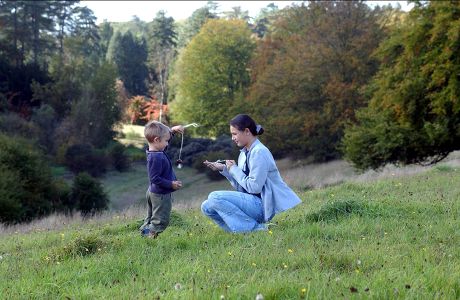 Conkering Westonbirt Arboretum Pix Oliver Wilson Editorial Stock Photo ...