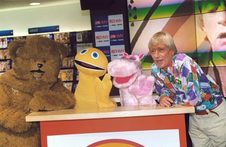 Left Right Bungle Zippy George Geoffrey Editorial Stock Photo - Stock ...