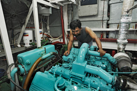 66 Inspecting machines Stock Pictures, Editorial Images and Stock ...