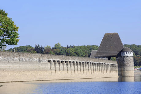 Moehnetalsperre Dam On Lake Moehnesee Editorial Stock Photo - Stock ...