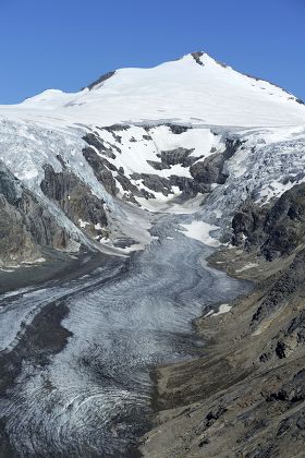 Pasterze Glacier Mt Johannisberg Back Editorial Stock Photo - Stock ...