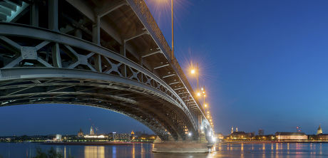 250 Low angle of bridge Stock Pictures, Editorial Images and Stock ...