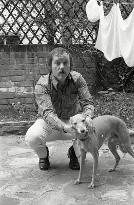 __COUNT__ British Actor Kenneth Cope at home with wife and family, UK ...