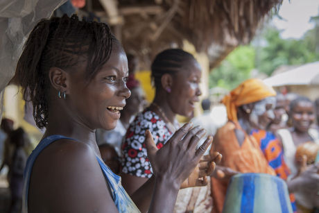 73 Native african women dance Stock Pictures, Editorial Images and ...