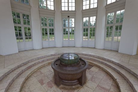 Ferdinands Source Classical Pavilion Editorial Stock Photo - Stock ...