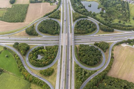 63 Intersection of highways Stock Pictures, Editorial Images and Stock ...