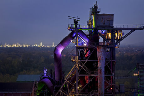 250 Blast furnace factory Stock Pictures, Editorial Images and Stock ...