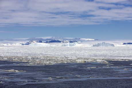 250 Antarctic pack ice Stock Pictures, Editorial Images and Stock ...