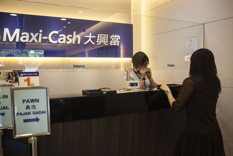 Customer Redeems Pawned Goods Branch Maxicash Editorial Stock Photo ...