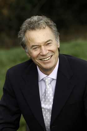 Breakfast Time Weatherman Francis Wilson Celebrating Editorial Stock ...