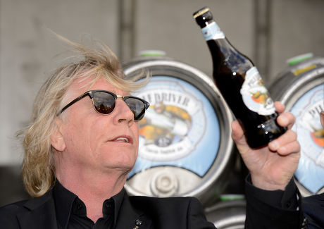 __COUNT__ imágenes de Status Quo Launch 'Piledriver' Official Beer ...