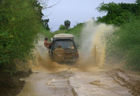63 Moving jeep Stock Pictures, Editorial Images and Stock Photos ...