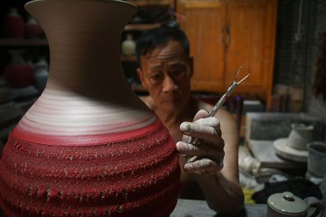 Potter Making Traditional Chinese Pot Fushanchina Editorial Stock Photo ...