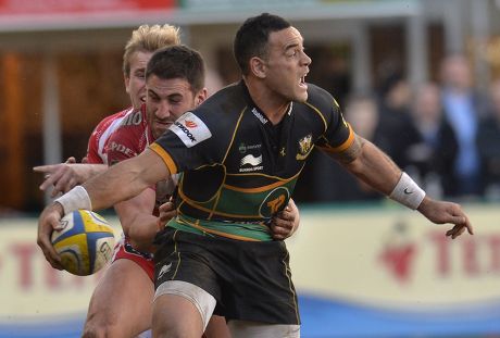 George Pisi Breaks Away Northants Editorial Stock Photo - Stock Image ...