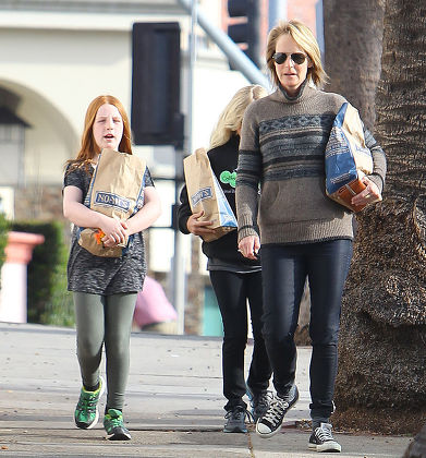 HELEN HUNT DAUGHTER MAKENA LEI GORDON Redaktionelles Stockfoto ...