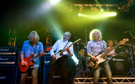 67 Status quo drummer Stock Pictures, Editorial Images and Stock Photos ...