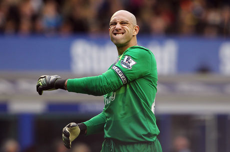 Everton Goalkeeper Tim Howard Reacts Editorial Stock Photo - Stock ...