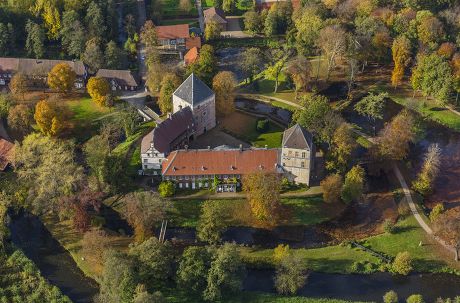 Schloss Rheda Castle Schlosspark Rheda Castle Editorial Stock Photo ...