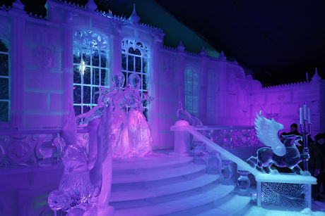58 Frozen statues Stock Pictures, Editorial Images and Stock Photos ...