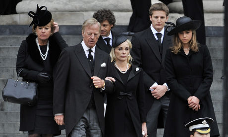 Thatcher Family On Steps St Pauls Editorial Stock Photo - Stock Image ...