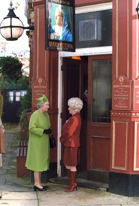 Queen Elizabeth Ii Barbara Windsor Editorial Stock Photo - Stock Image ...