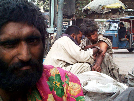 Pakistani Heroin Addicts Shooting Editorial Stock Photo - Stock Image ...