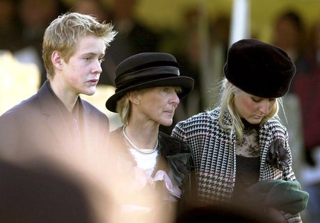 14 Becket family Stock Pictures, Editorial Images and Stock Photos ...