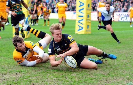 Northamptons Tom Stephenson Touches Down Try Editorial Stock Photo ...
