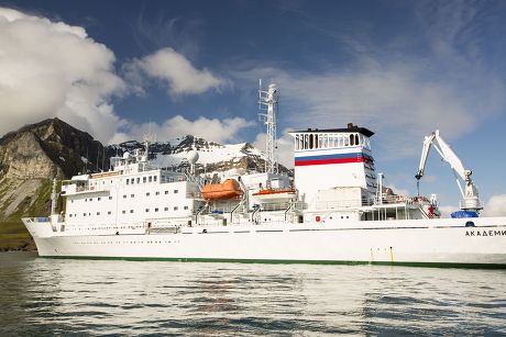 Russian Research Vessel Akademik Sergey Vavilov Editorial Stock Photo ...