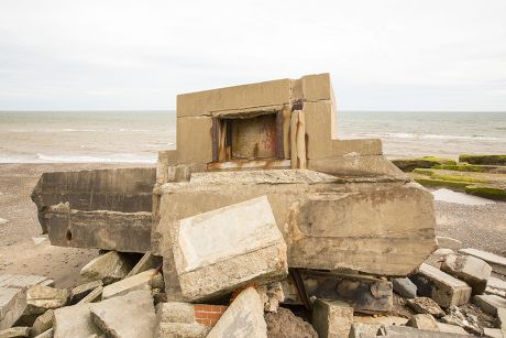 Remains Godwin Battery On Beach Kilnsea Editorial Stock Photo - Stock ...