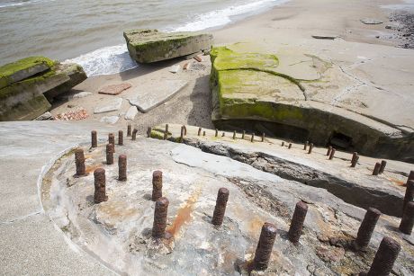 90 Concrete emplacement Stock Pictures, Editorial Images and Stock ...
