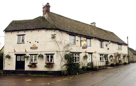 Rattlebone Inn Sherston Pub Heart Prince Editorial Stock Photo - Stock ...
