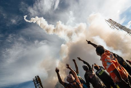 Locals Cheer Launch Rocket Editorial Stock Photo - Stock Image ...