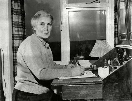 Ishbel Macdonald Now Mrs James Peterkin Editorial Stock Photo - Stock ...