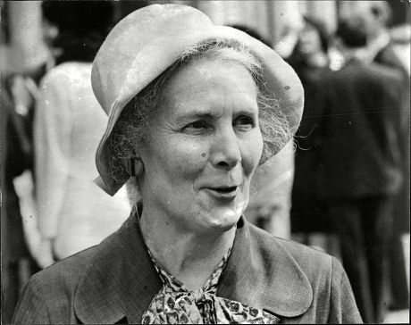 Ishbel Macdonald Now Mrs James Peterkin Editorial Stock Photo - Stock ...