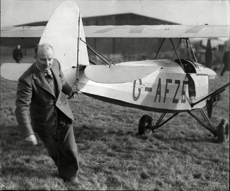 8 Parasol plane Stock Pictures, Editorial Images and Stock Photos ...