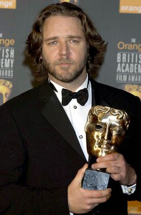 Russell Crowe Holding His Award Editorial Stock Photo - Stock Image ...