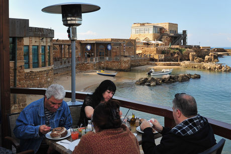 People Dinning Caferestaurant Caesarea Ancient Port Editorial Stock ...
