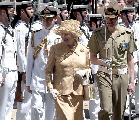 QUEEN ELIZABETH II VISITING ADELAIDE, AUSTRALIA - 27 FEB 2002 Stock ...