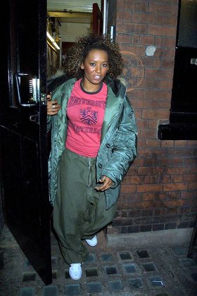 __COUNT__ VARIOUS STARS AROUND LONDON, BRITAIN - 27 FEB 2002 Stock ...
